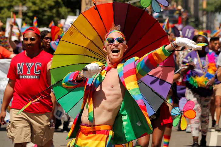 Millions celebrate LGBTQ pride in New York amid global fight for ...