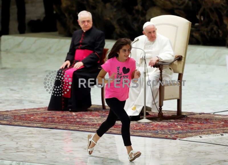 Pope gives sick girl free run of audience stage, delighting crowd - The ...