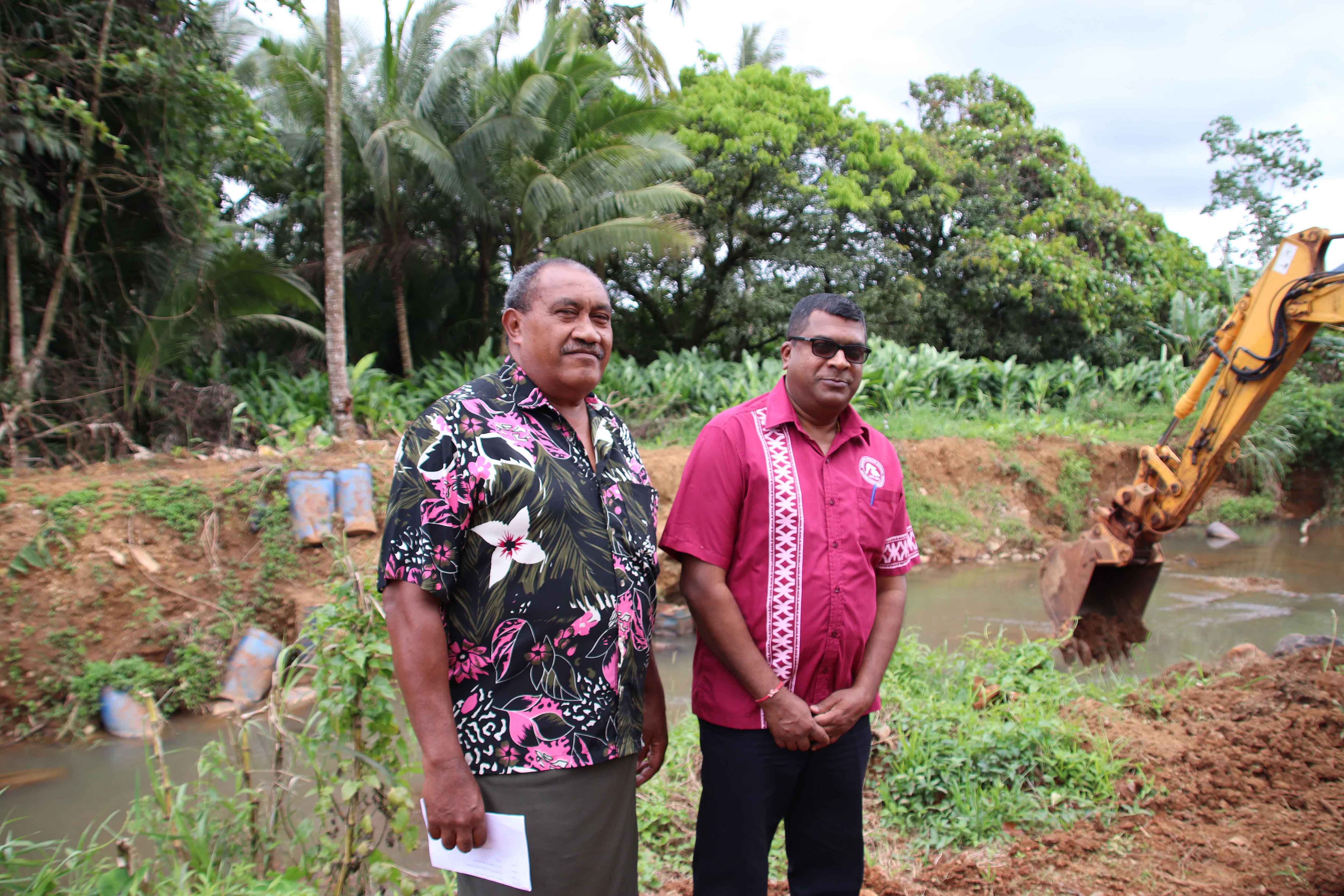 Erosion concerns villagers, riverbank protection works start - The Fiji ...