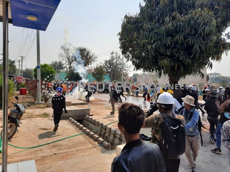 Myanmar security forces raid compound of striking rail workers - The ...