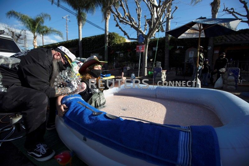 Stuntman soaks in bean dip for 24 hours to save favorite restaurant ...