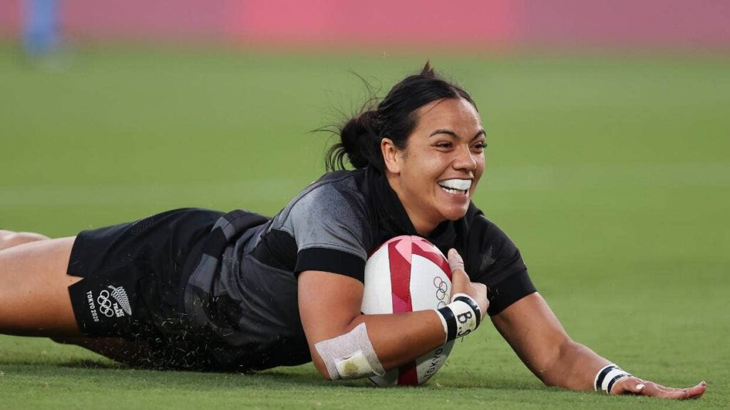 Black Ferns front for England with nine debutants, Fluhler at centre ...