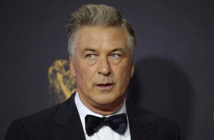 Alec Baldwin seeks dismissal of civil suit over fatal 'Rust' shooting ...