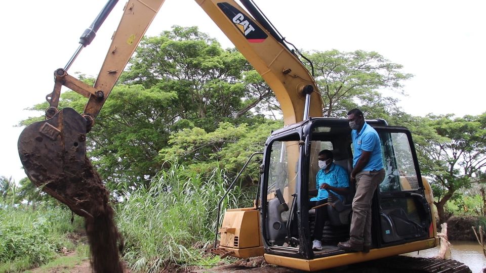 Desilting works commissioned for Nasivi River - The Fiji Times