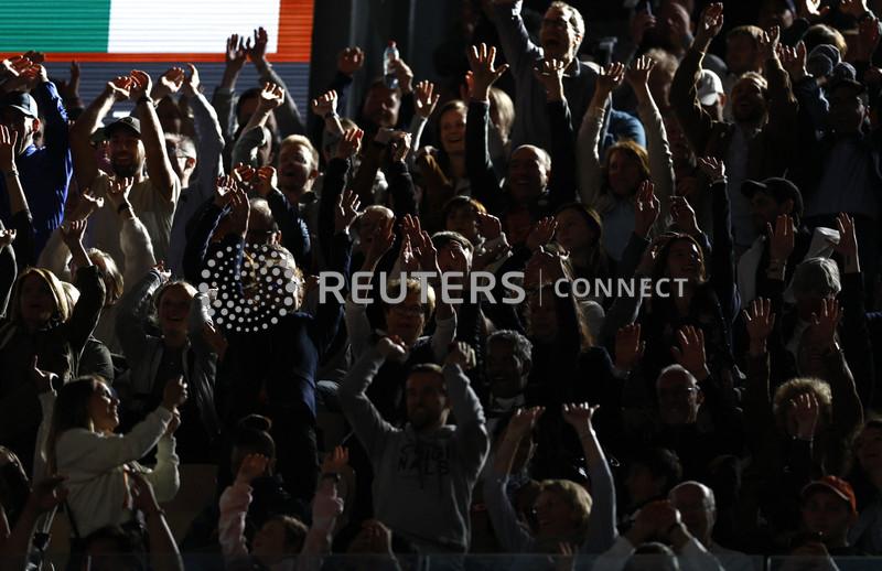 French Open crowd provides unmatched atmosphere - The Fiji Times