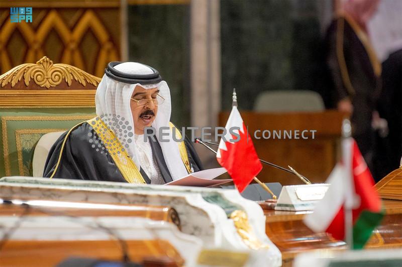Bahrain's king orders cabinet reshuffle, names new oil minister -state ...