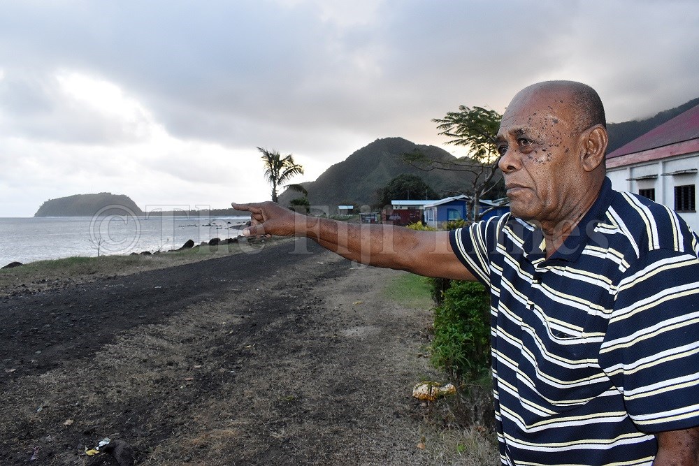 Climate change threat - Chief pleads for sea wall to battle future ...