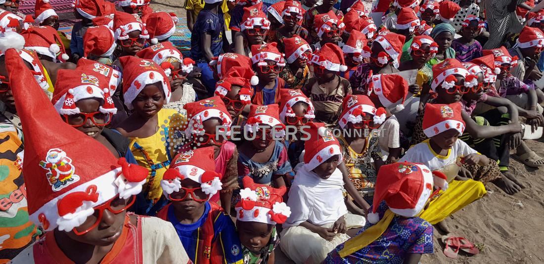Santa brings Christmas cheer to Chad refugee camp - The Fiji Times