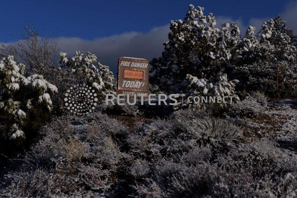 Winter storm pummels north-central U.S. with snow, spawns tornadoes in ...