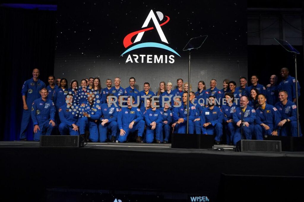NASA names woman, Black astronauts to Artemis II crew in lunar first ...