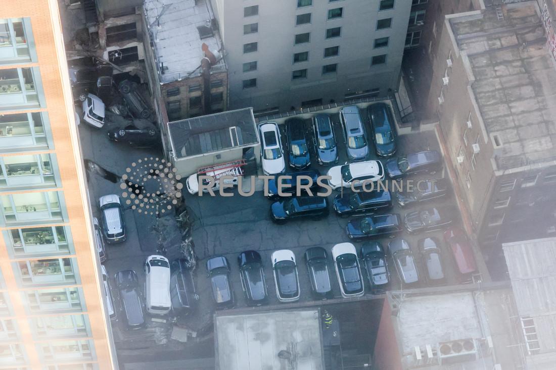 At least one dead, 5 injured in Manhattan parking structure collapse ...