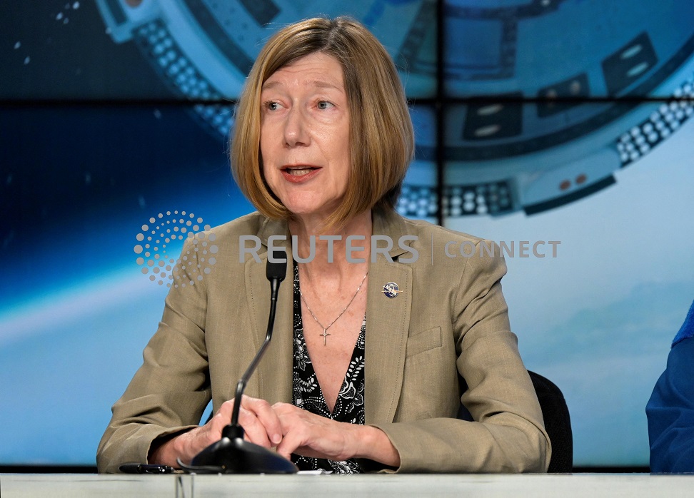 SpaceX hires former NASA human spaceflight chief for Starship role ...