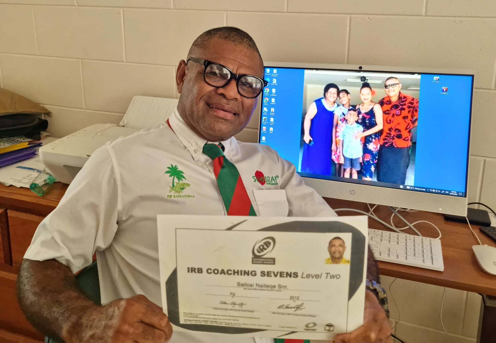 7s silence | ‘Man up and answer to the public instead of hiding inside ...