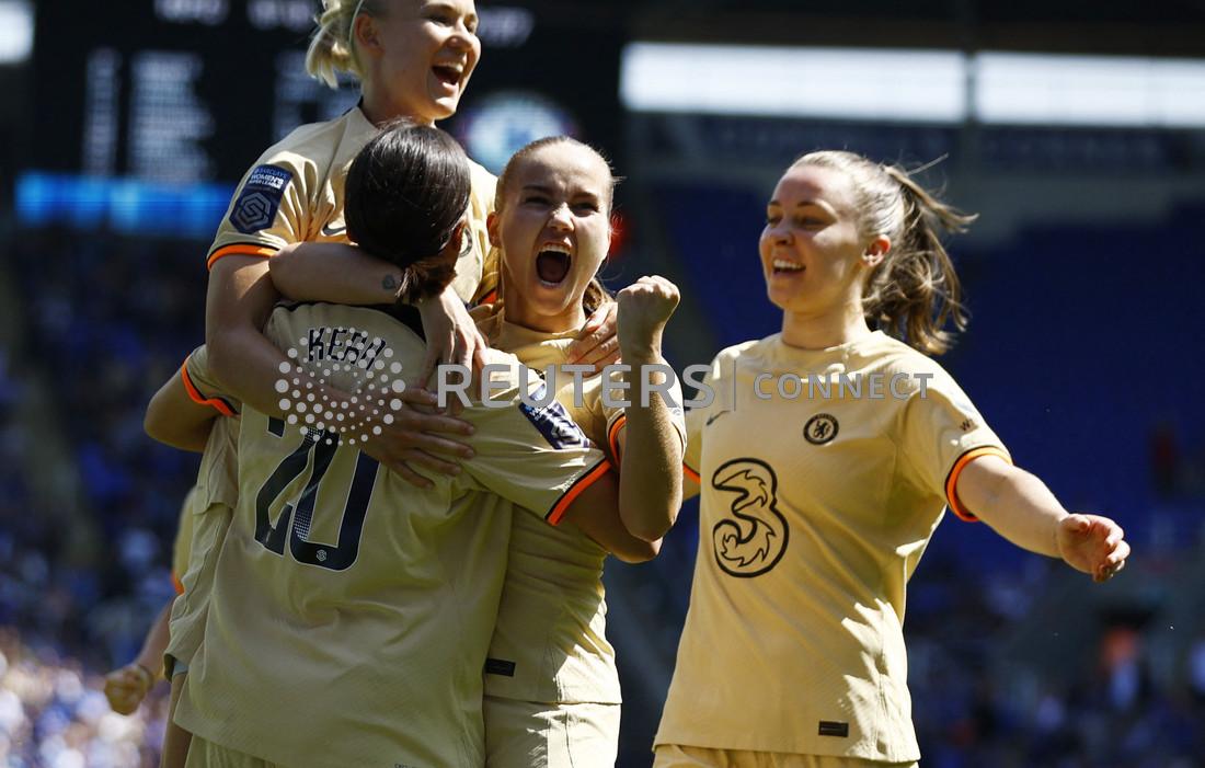 Kerr nets double as Chelsea crowned WSL champions, Reading relegated ...