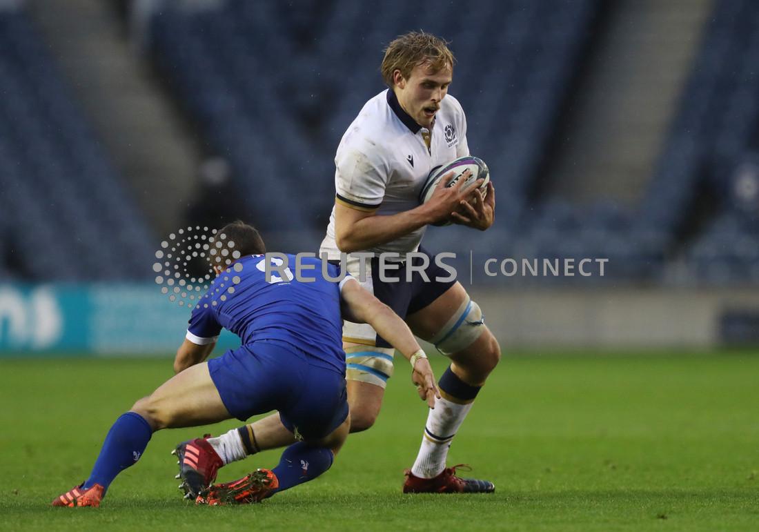 Scotland's Johnny Gray doubtful for World Cup after dislocating kneecap ...