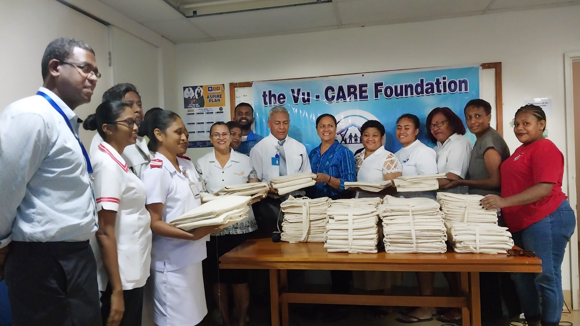 Foundation gives 75 bed sheets for patients - The Fiji Times