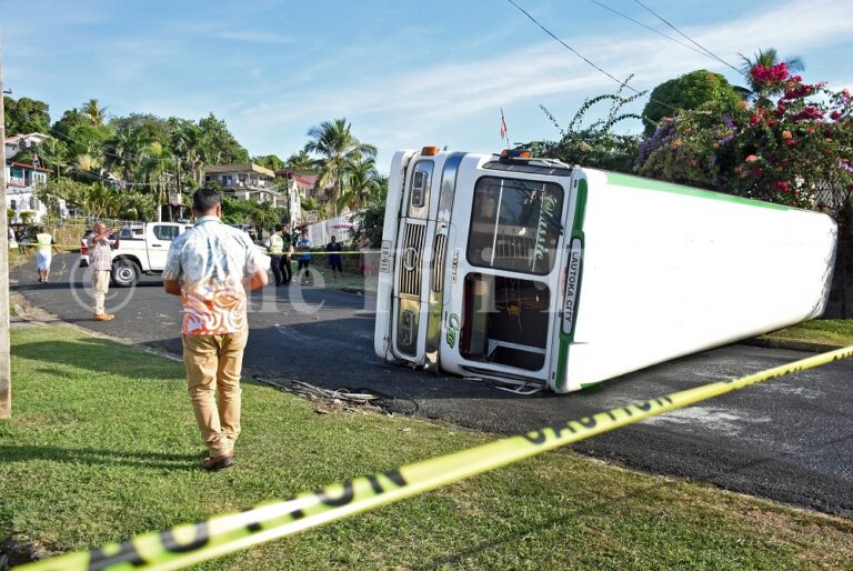 78 students and mother of two injured in Lautoka bus accident - The ...