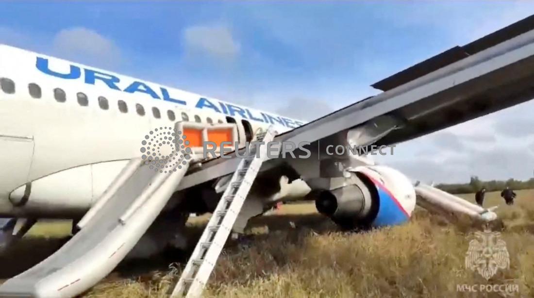 Russian plane with 159 aboard makes emergency landing in Novosibirsk ...
