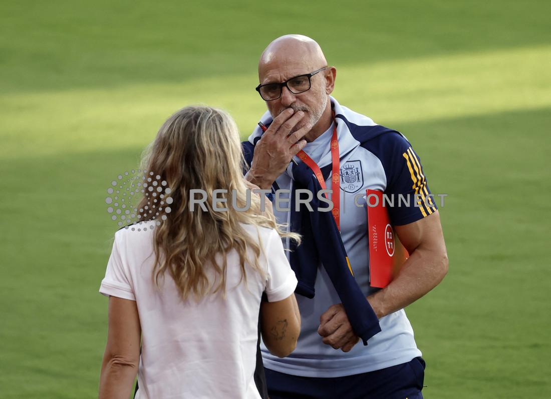 Spain's men's coach sticks to football amid kiss furore - The Fiji Times