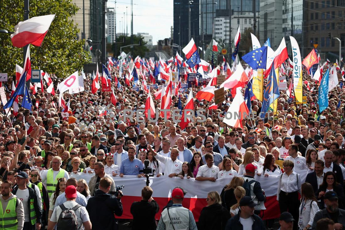 Polish opposition holds massive Warsaw rally ahead of tight election ...