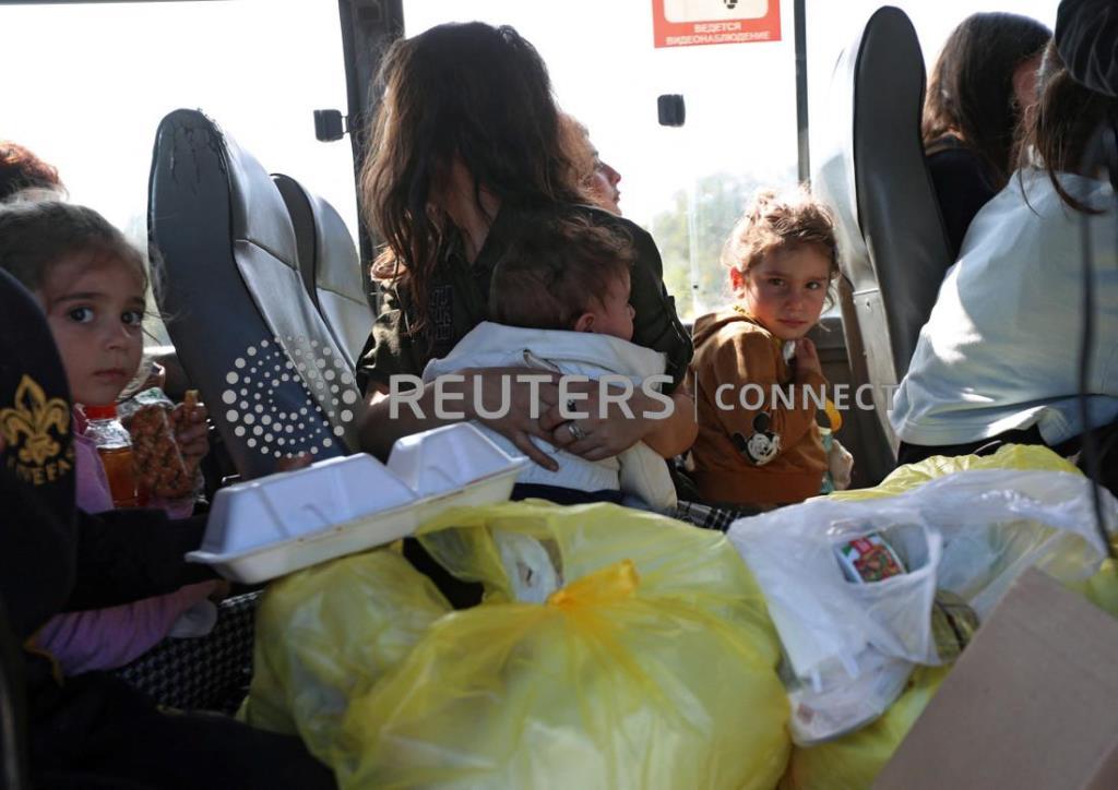More than 100,000 refugees arrive in Armenia as exodus swells - The ...