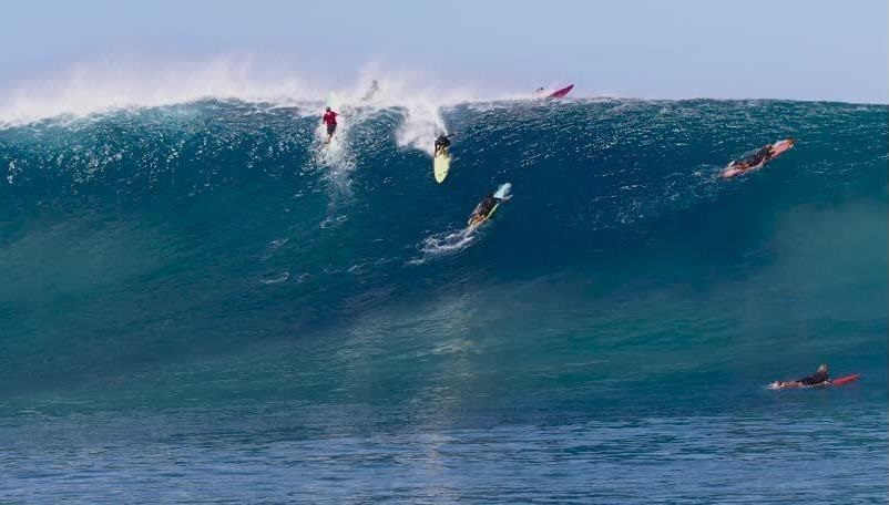 Australian Laura Enever sets world record after catching Hawaiian giant ...