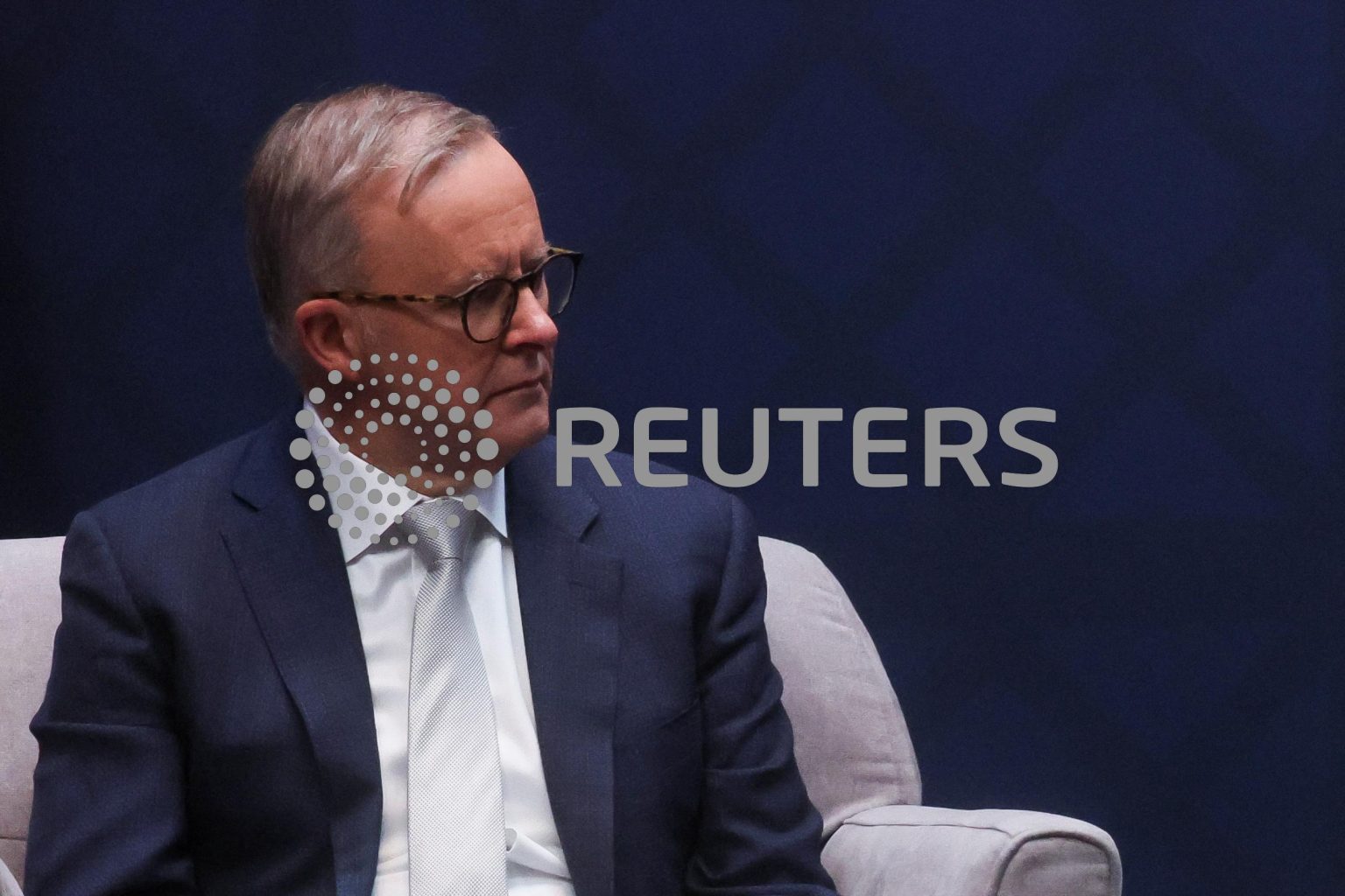 Australia PM condemns neo-Nazis after arrest of 'disguised' group - The ...