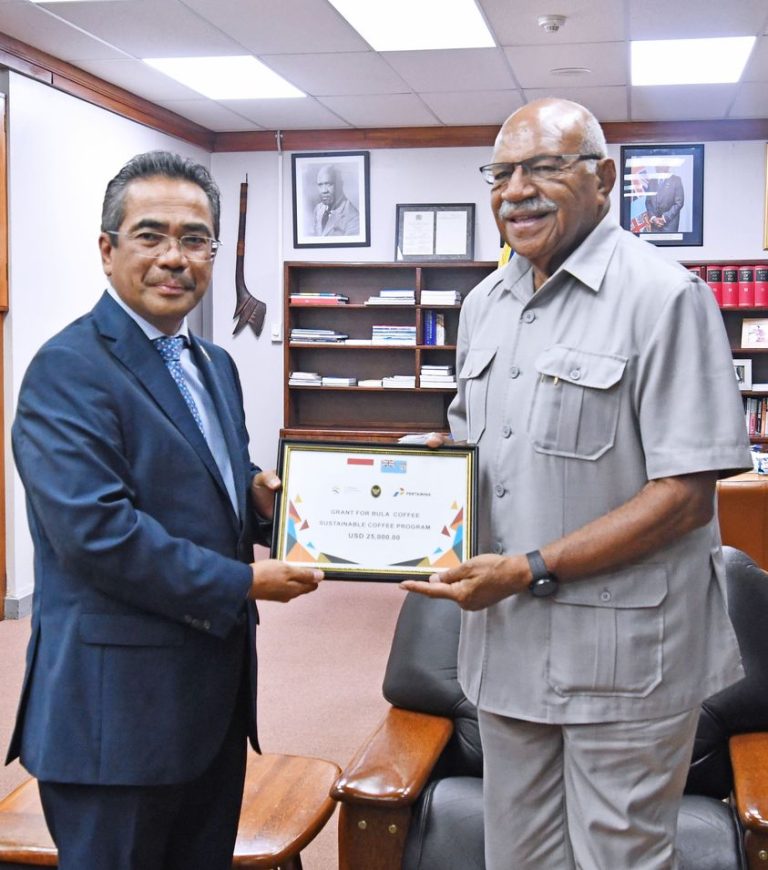 Grant to benefit 10,000 farmers - The Fiji Times