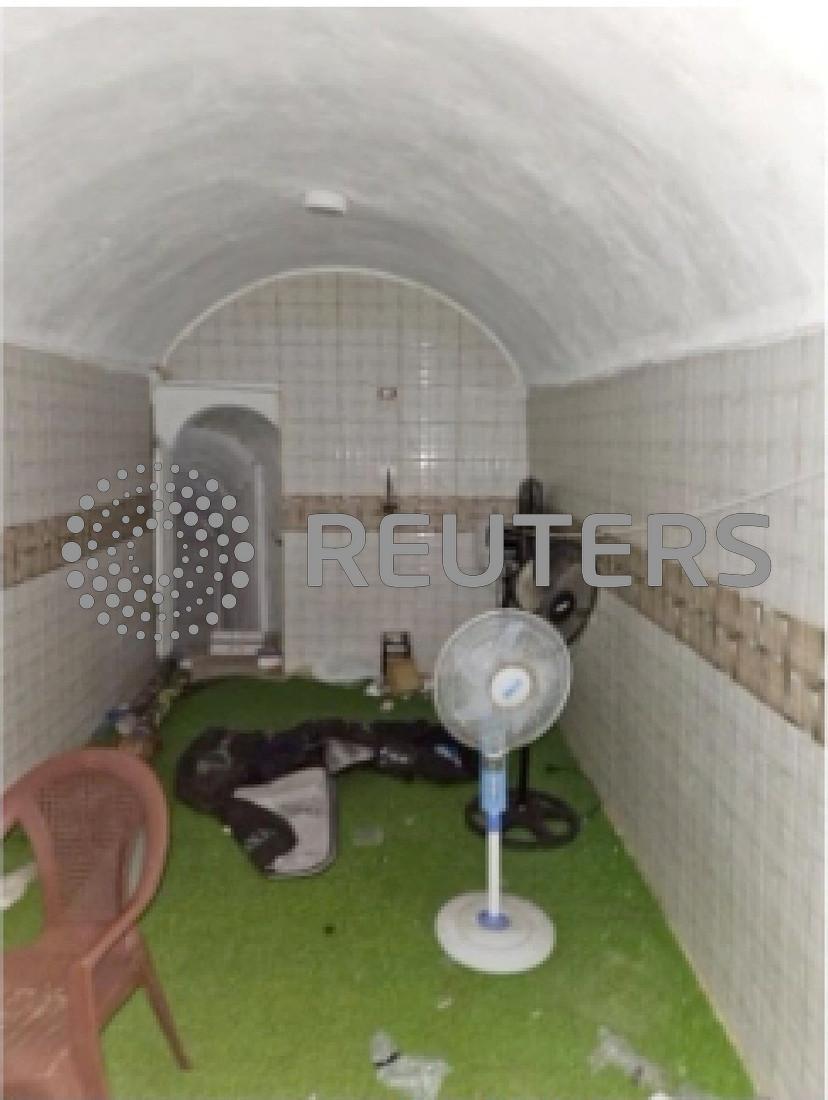 Israeli soldiers uncover Gaza tunnel that once held hostages -army ...