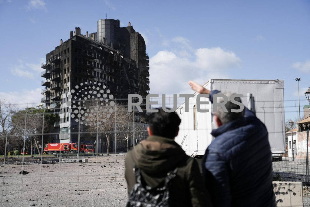 Huge apartment block fire in Spain kills 10 people - The Fiji Times