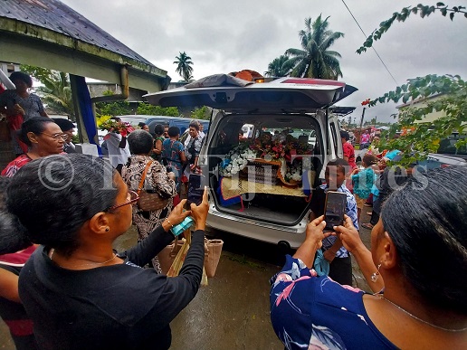 Radio icon laid to rest - The Fiji Times