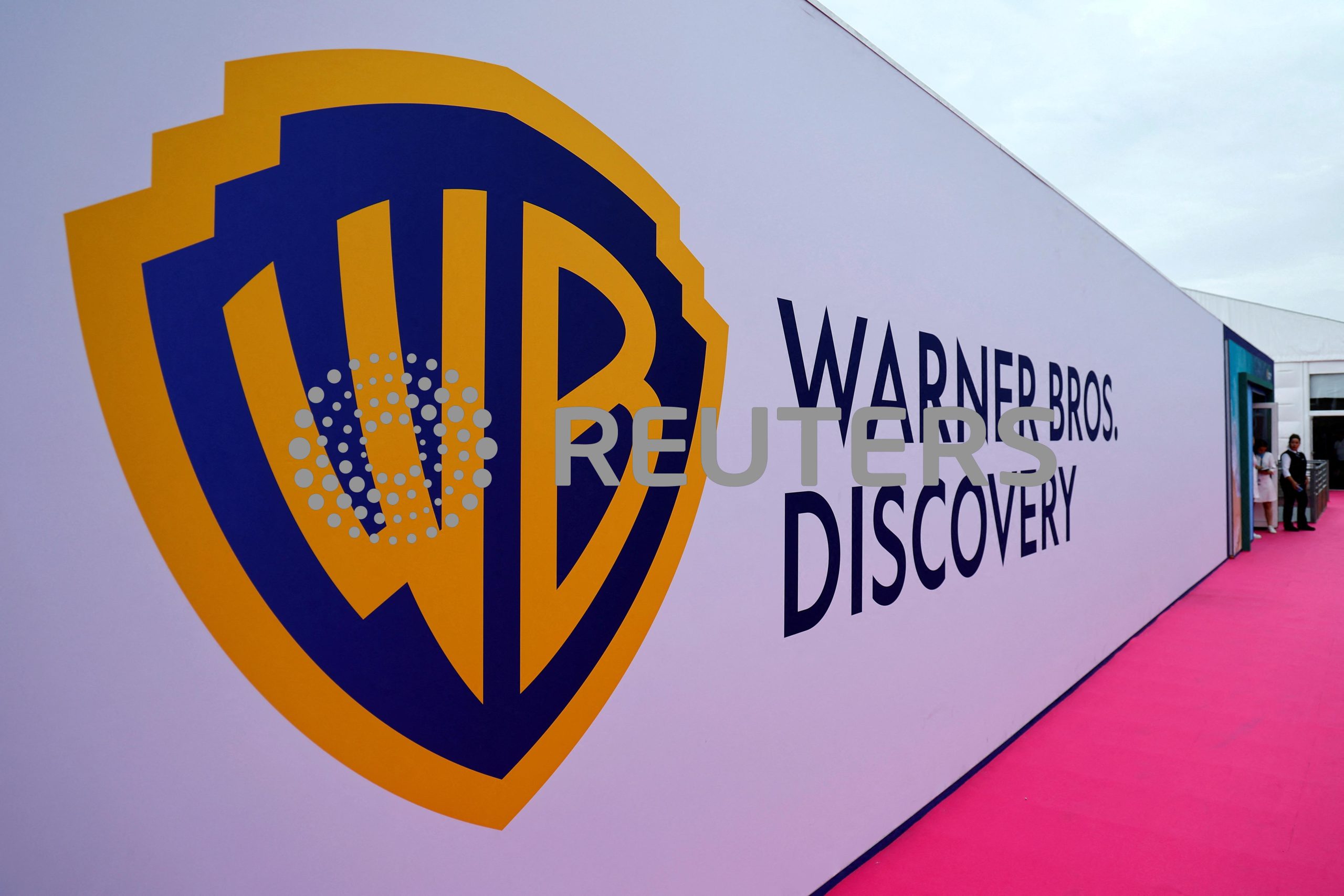 Former Apple Exec To Head Sports Venture Formed By Disney Fox Warner