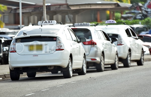 ‘Taxis’ to deliver drugs to inmates