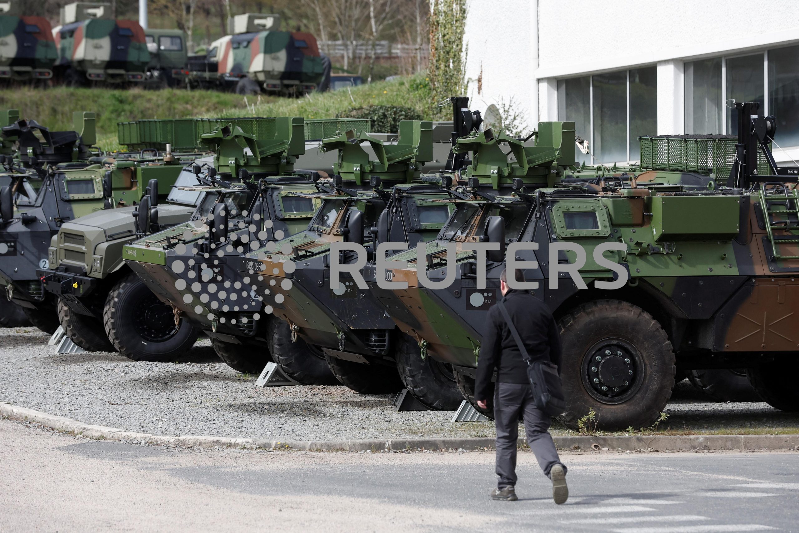 France to send old armoured vehicles, new missiles to Ukraine - The ...