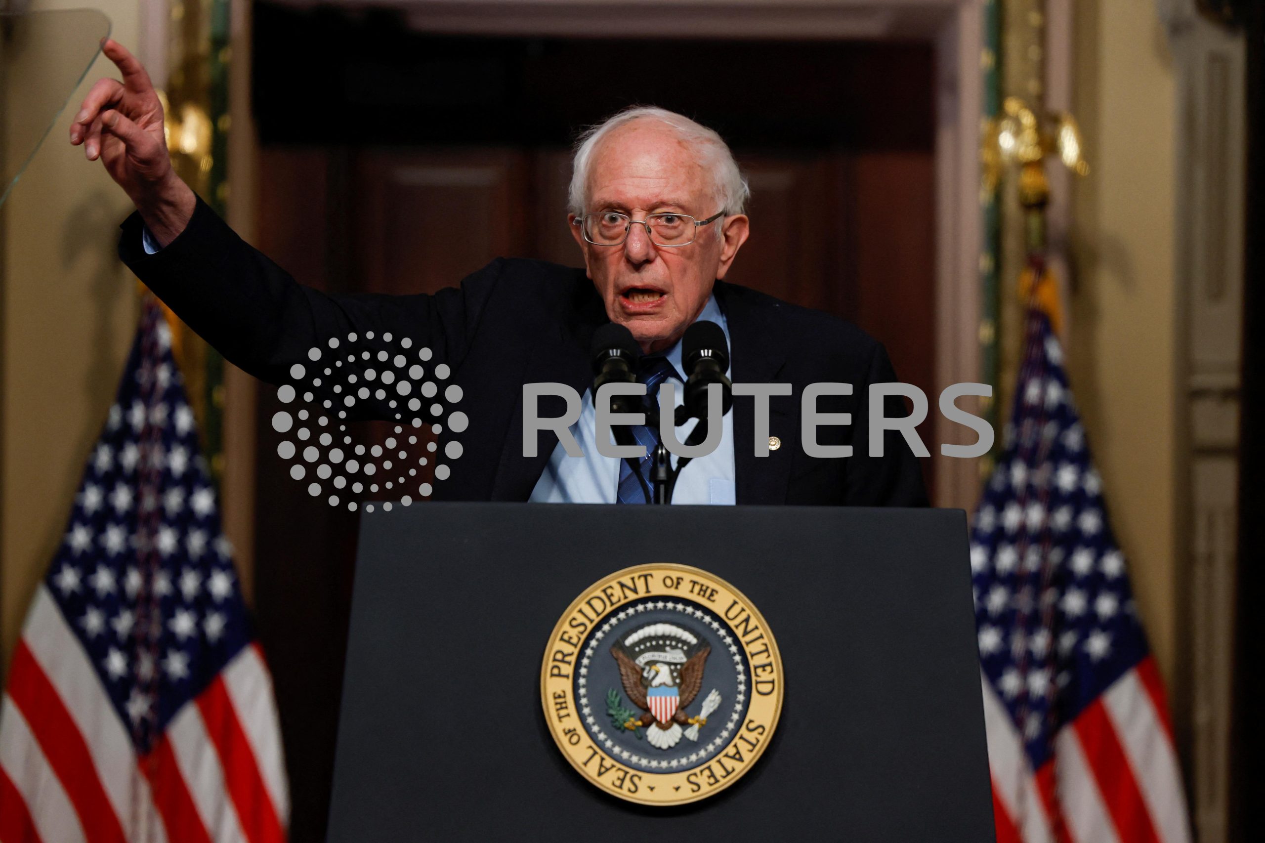 Man arrested for setting fire to US Sen. Bernie Sanders' office door in ...