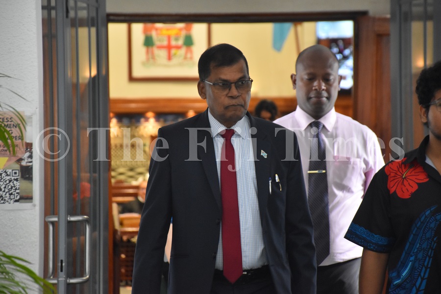 1000 work permit applications still with dept - The Fiji Times