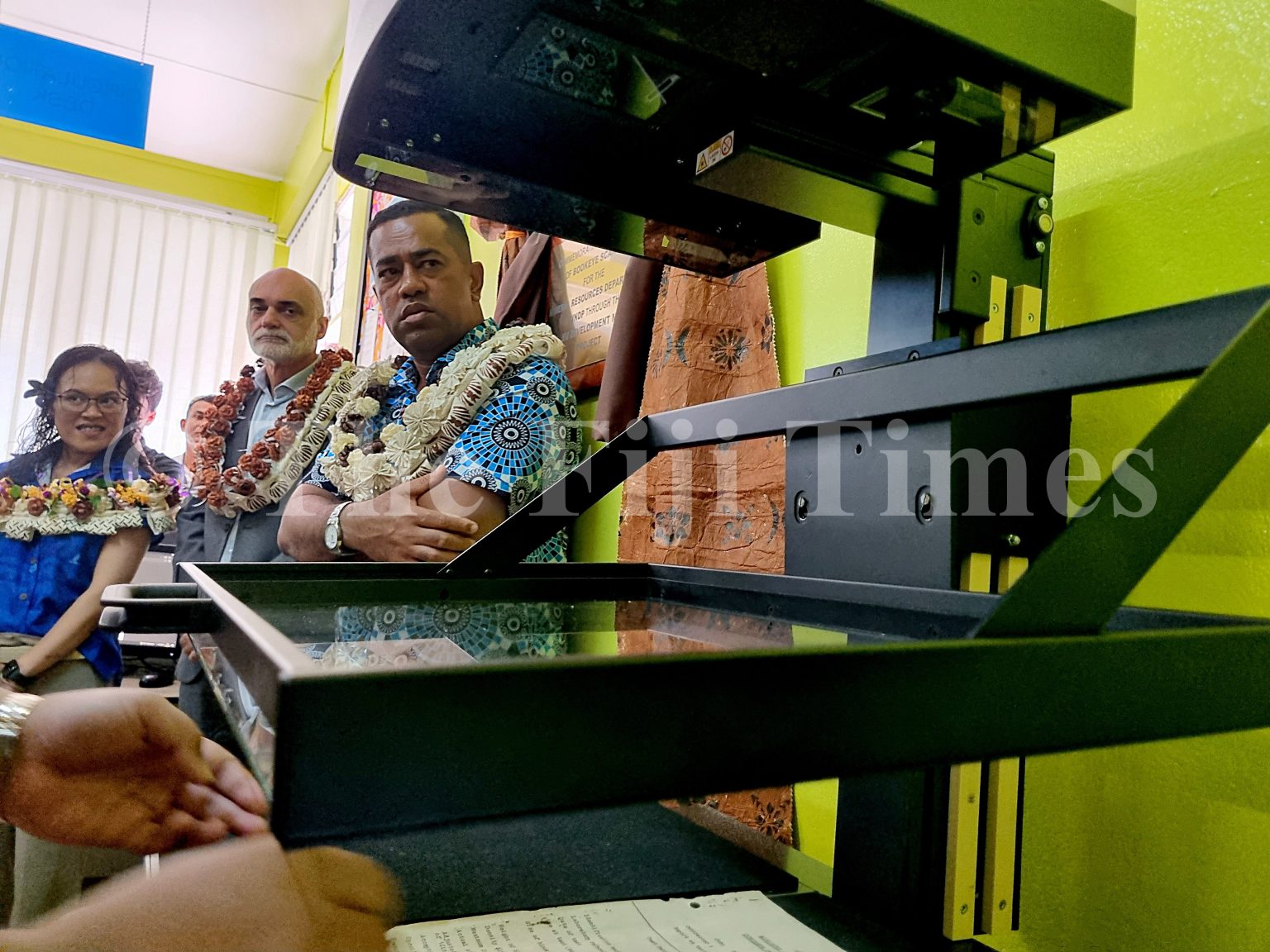 High-end scanner to boost department’s e-library - The Fiji Times
