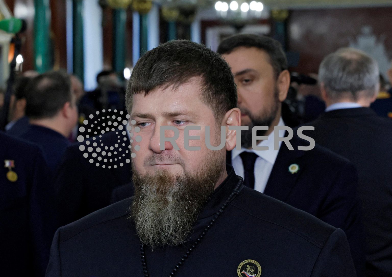 Chechen leader meets Russia's Putin, offers more troops for Ukraine ...