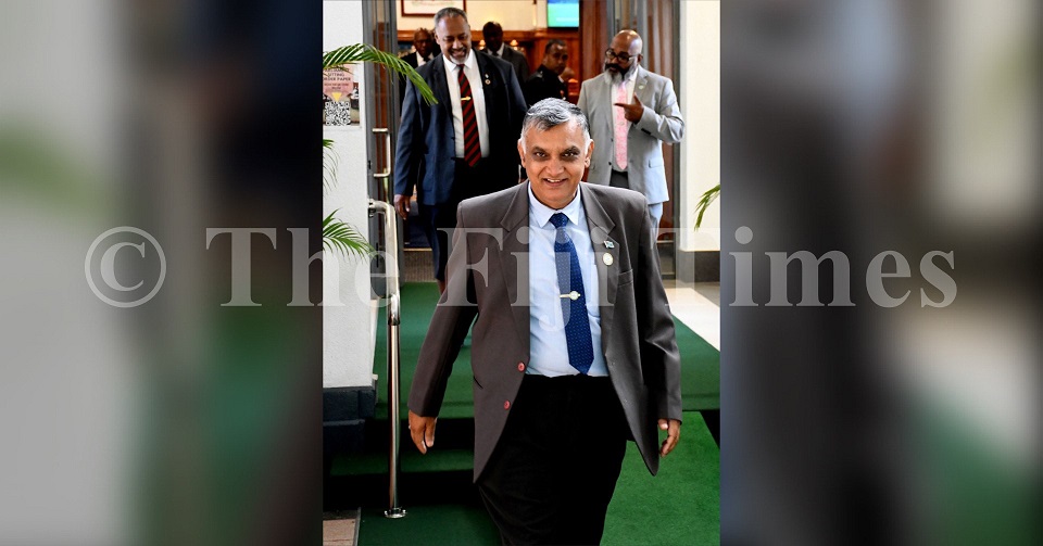 Lal suggests alternative to loan waiver