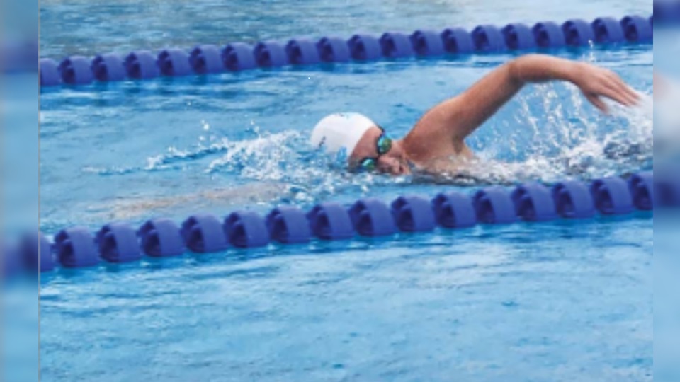 Smith makes waves - The Fiji Times