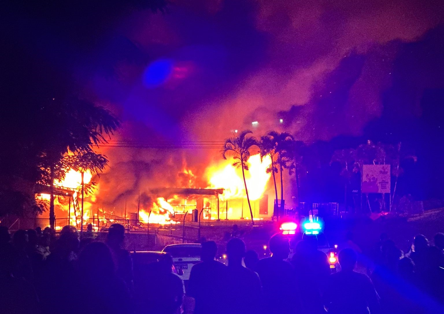 Fire chief rebuts - The Fiji Times