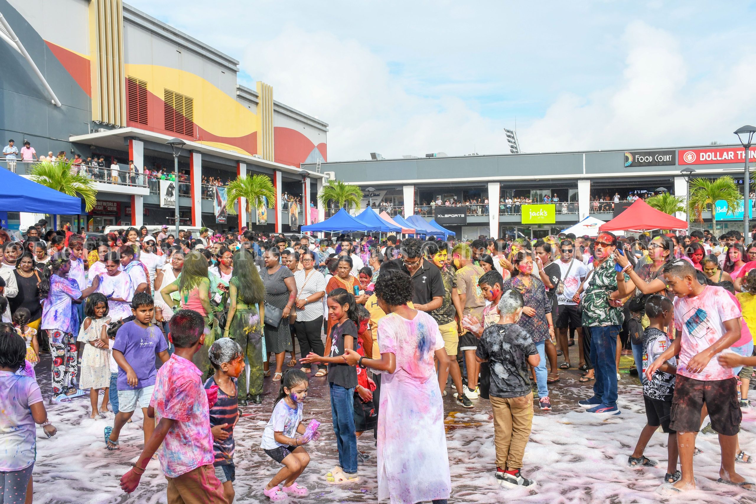 Thousands gather to celebrate festival of colours - The Fiji Times