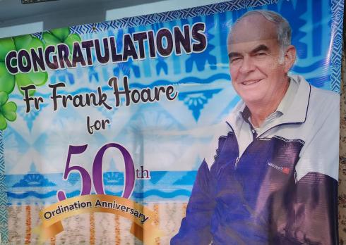 Hoare pens Fijian experience