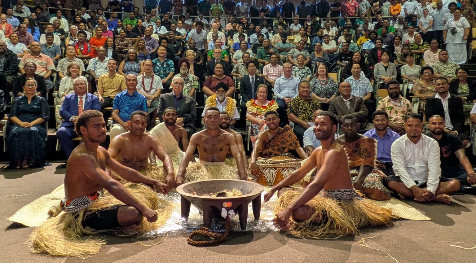 Vice-Chancellor Pal bids farewell to USP - The Fiji Times