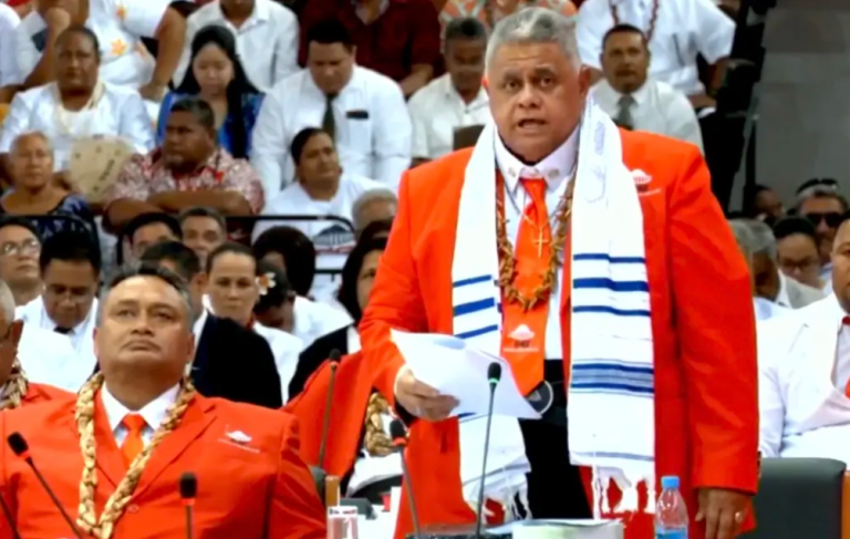 Laaulialemalietoa Schmidt sworn in as Samoa’s 8th Prime Minister - The ...