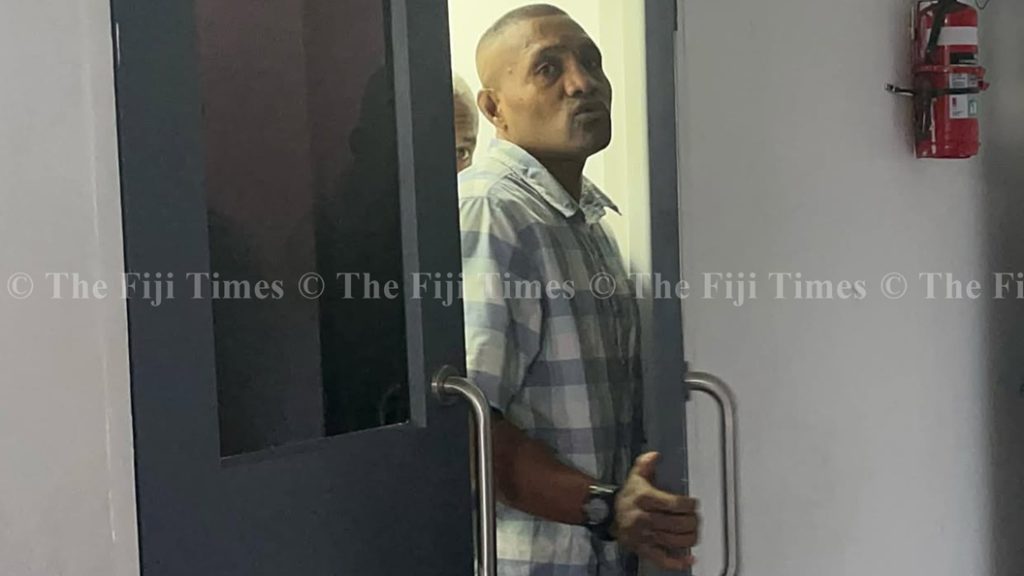 Robbery case proceeds to trial