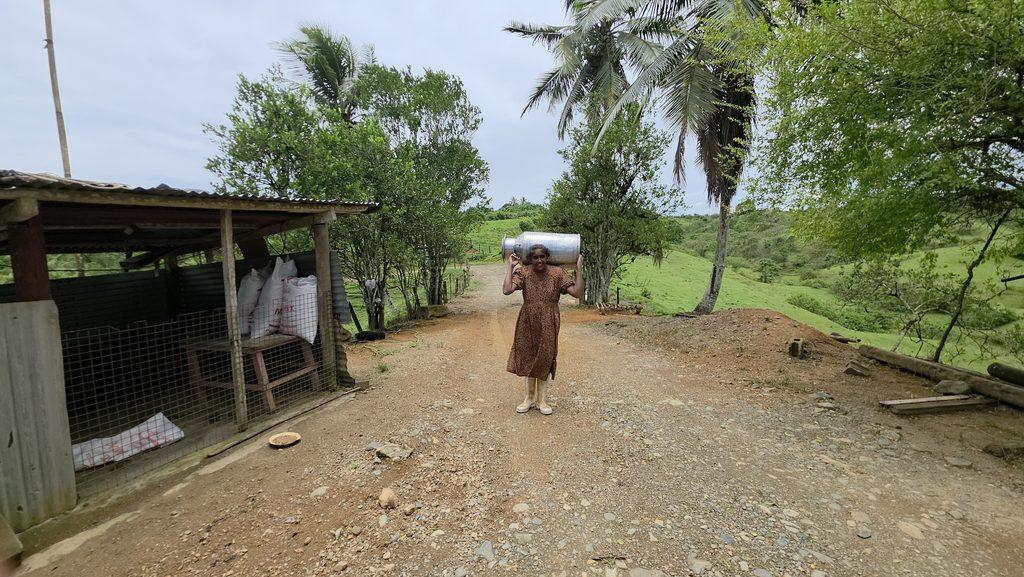 PEOPLE | Love knows no boundaries